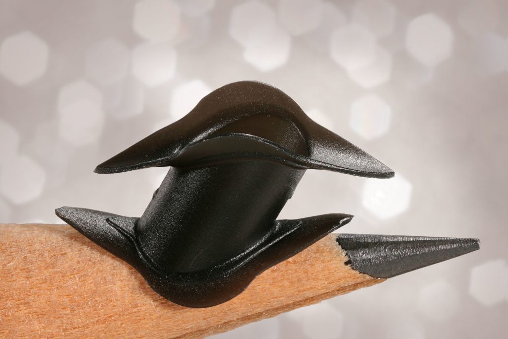 Sutureless Vascular Connector - MTD Micro Molding